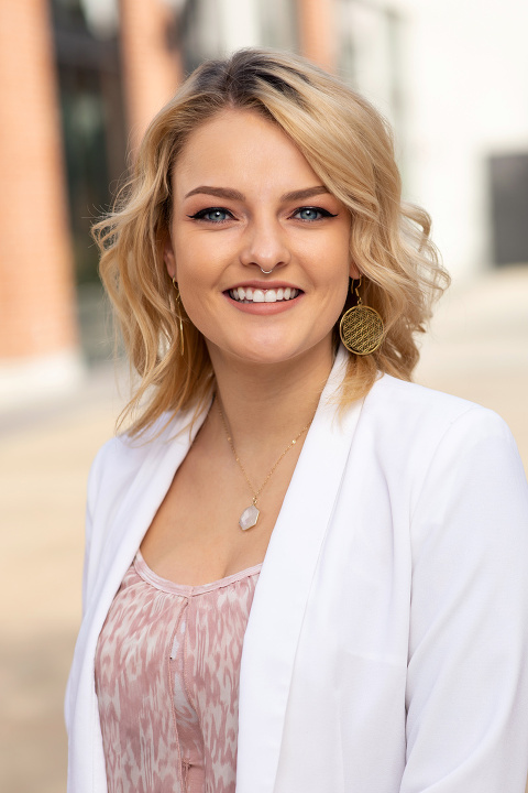 Utah Headshot Photographer | Sara Vaz